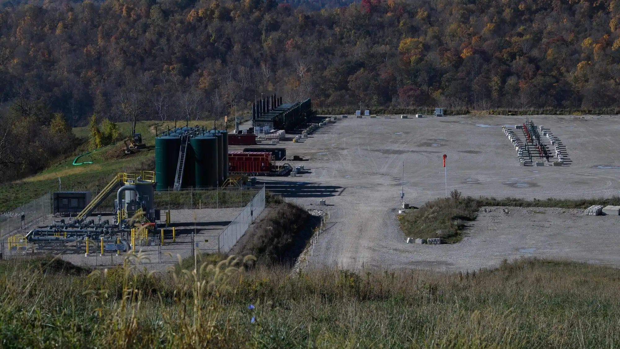 Fracking for geothermal heat could be a clean energy gold mine ...