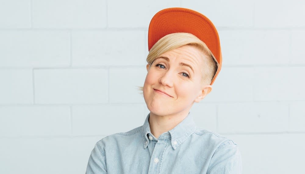Hannah Hart nourishes online community with My Drunk Kitchen | The ...
