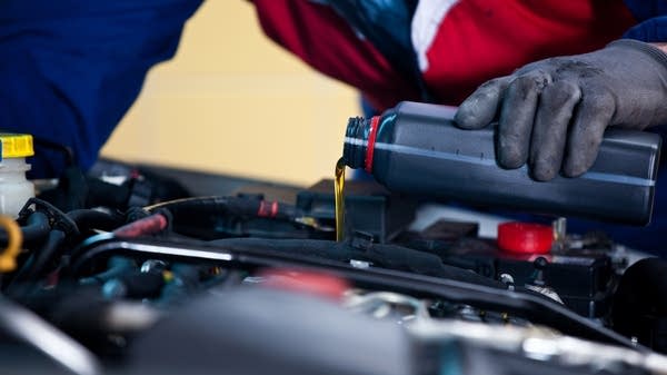 Why doesn’t the price of motor oil fluctuate more?