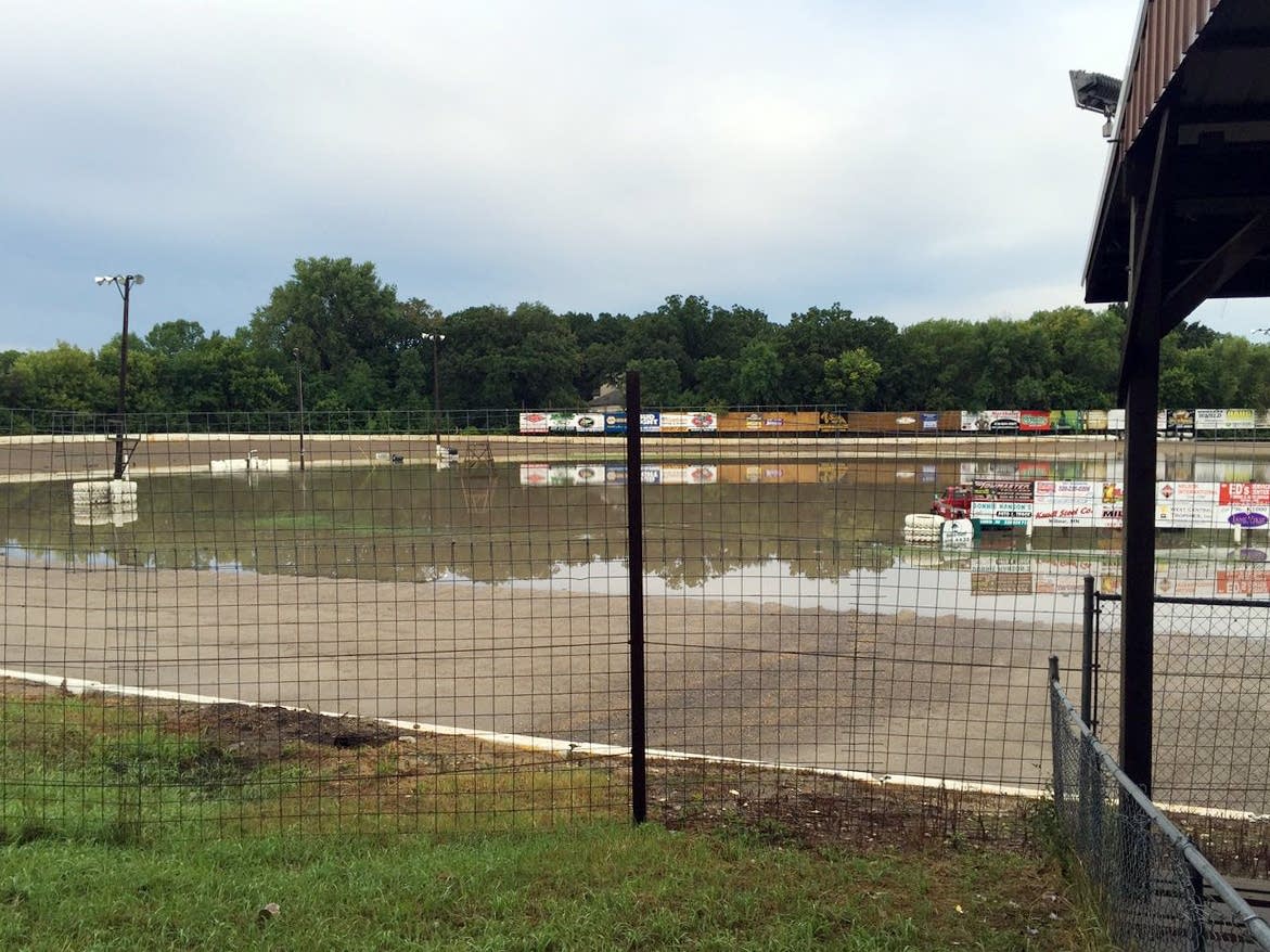 In Willmar, torrential rains flood roads and basements | MPR News