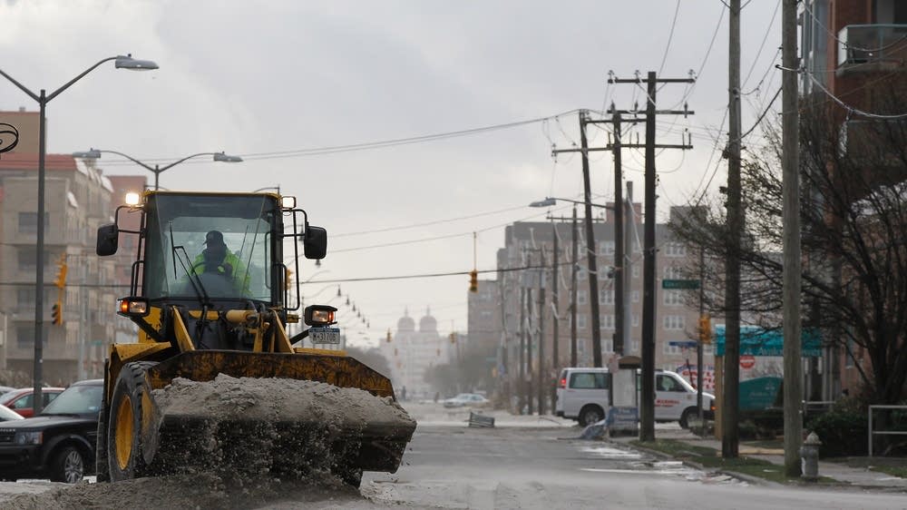 Forecasters: New, lesser storm may hit East Coast | MPR News