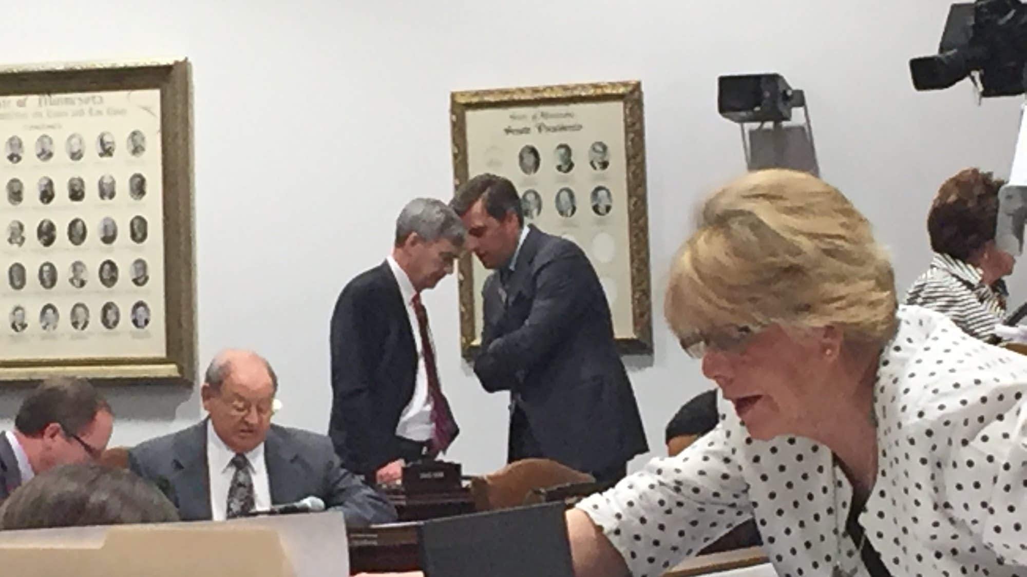 Minnesota lawmakers hurry up and wait in finale | MPR News