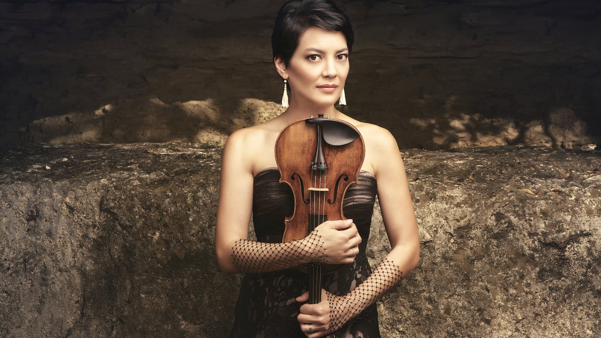 New Classical Tracks: Anne Akiko Meyers is caught up in 'Fantasia'