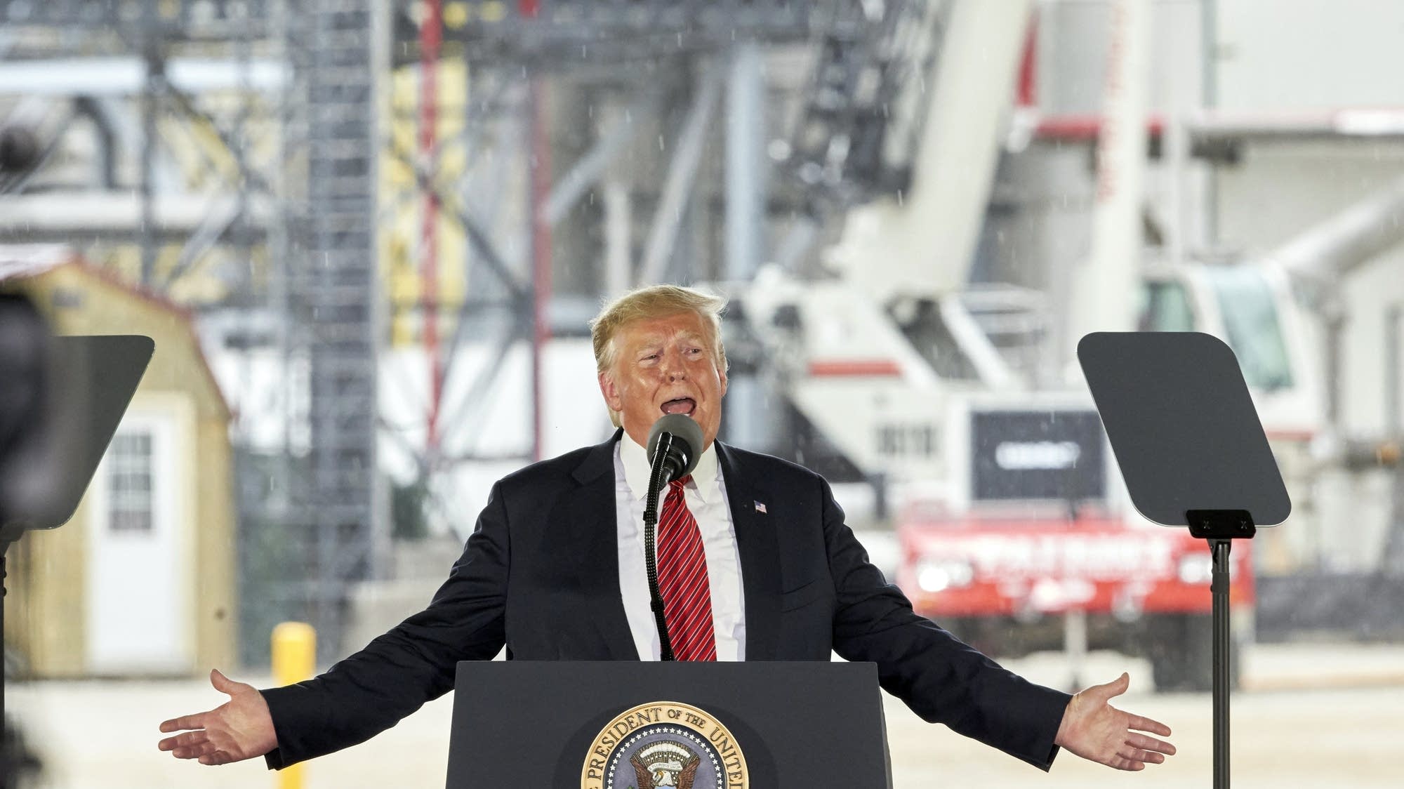 Trump escapes blame for ethanol policy hurting corn farmers | MPR News