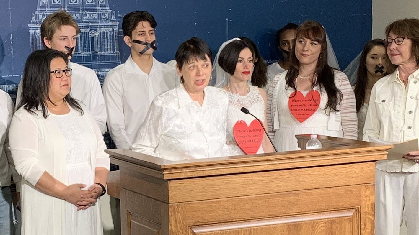 Legislators say Minnesota should stop marriages under 18 | MPR News