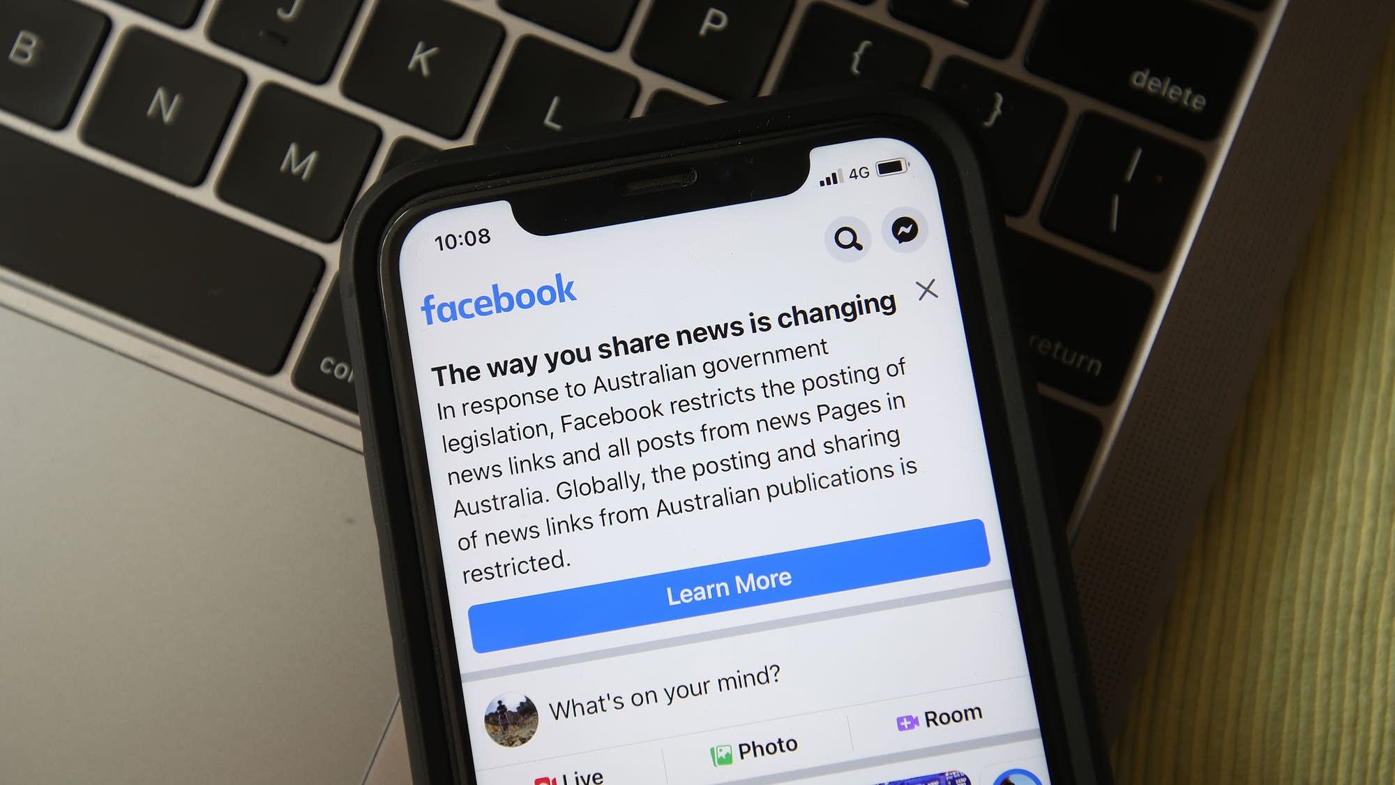Facebook blocks news in Australia