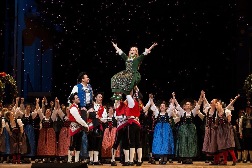 Slideshow: Met Opera's 'La Sonnambula' | Classical MPR