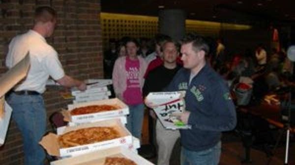 Want college students to attend a speech? Offer them pizza | MPR News