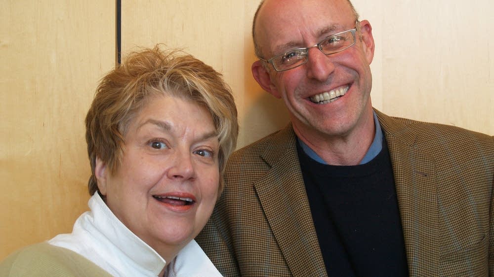 Michael Pollan spreads the word about eating food | MPR News