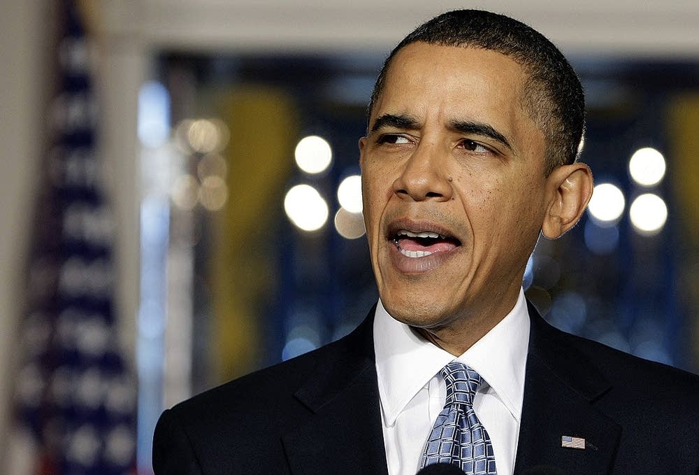 Obama pitches aid for struggling small businesses | MPR News