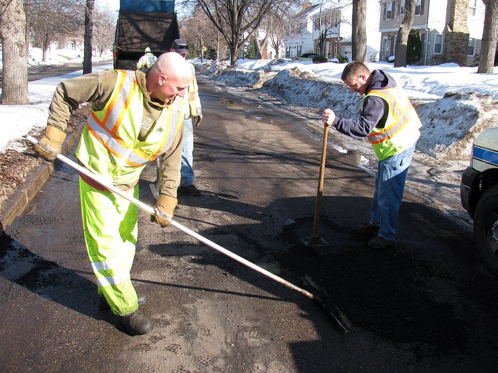 Fixing potholes in St. Paul | MPR News