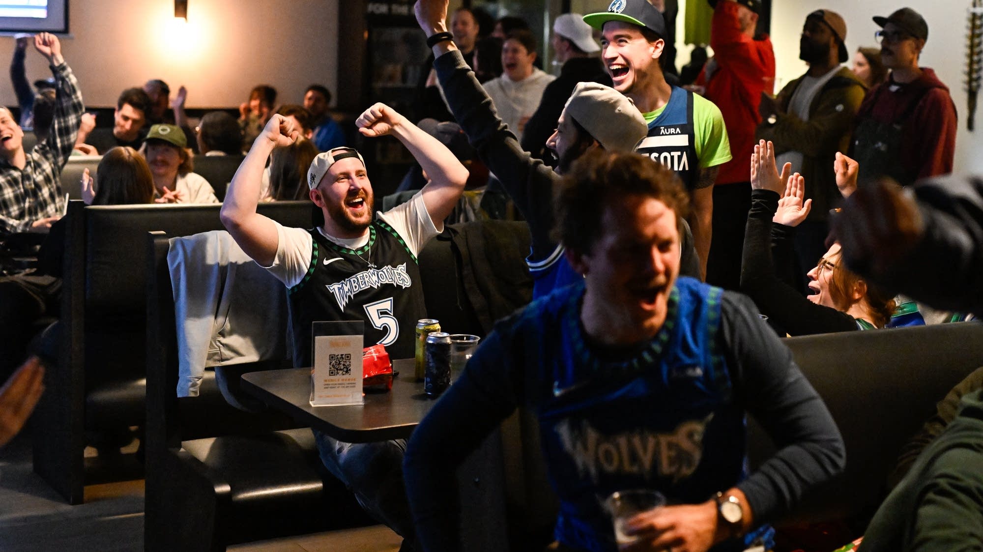 Timberwolves sweep Suns for first playoff series win in 20 years | MPR News