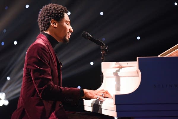 'In the moment, you just fly': Jon Batiste lets loose at the piano ...