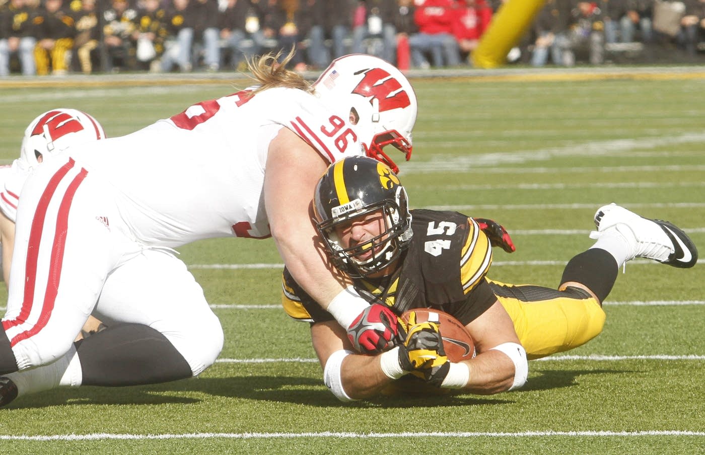 Beau Allen would love to hang out, but he's got a Super Bowl to play ...