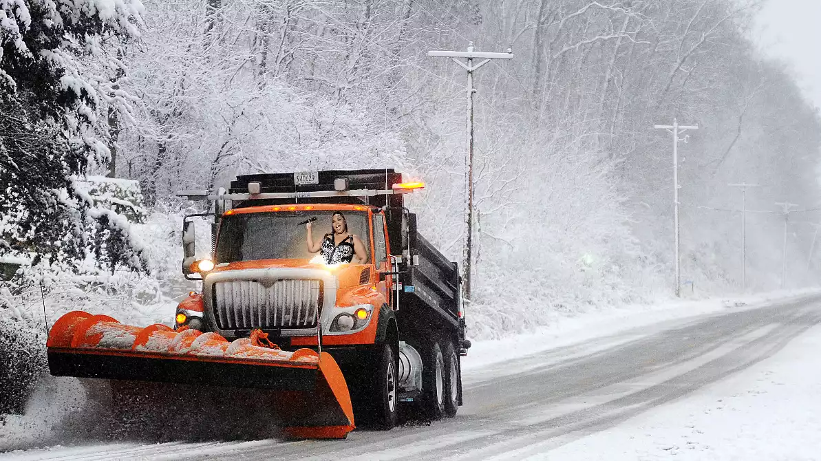 'Lizzo! Blizzard! Blizzo!' These 6th graders nailed the Name a Snowplow ...