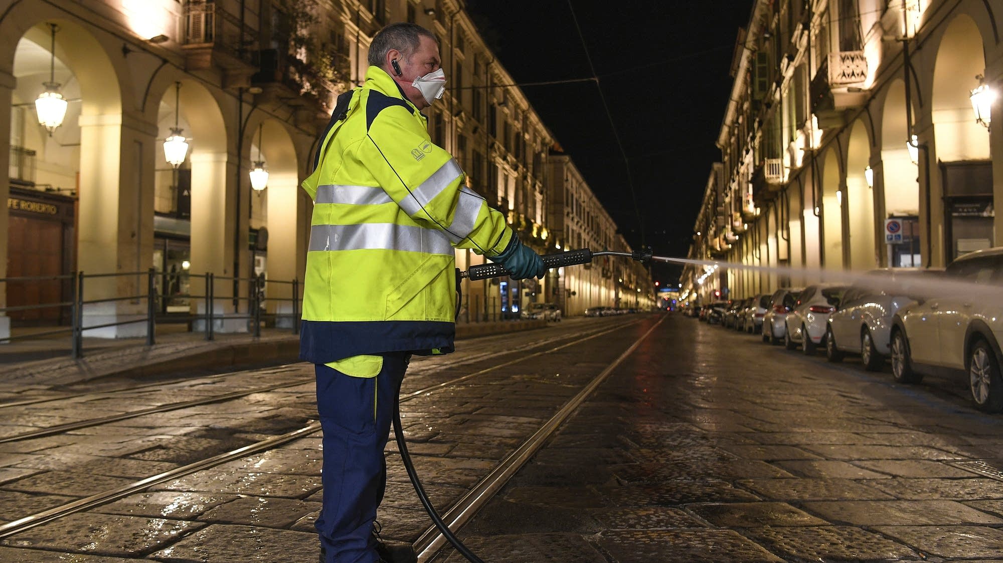 Spain to follow Italy into lockdown, U.S. expands travel ban | MPR News