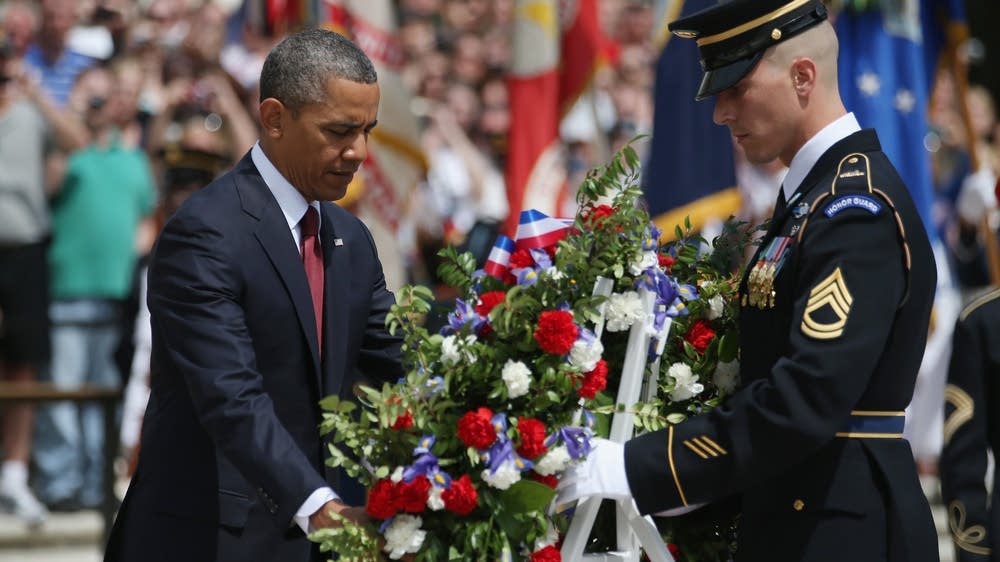 Americans gather to honor fallen service members | MPR News