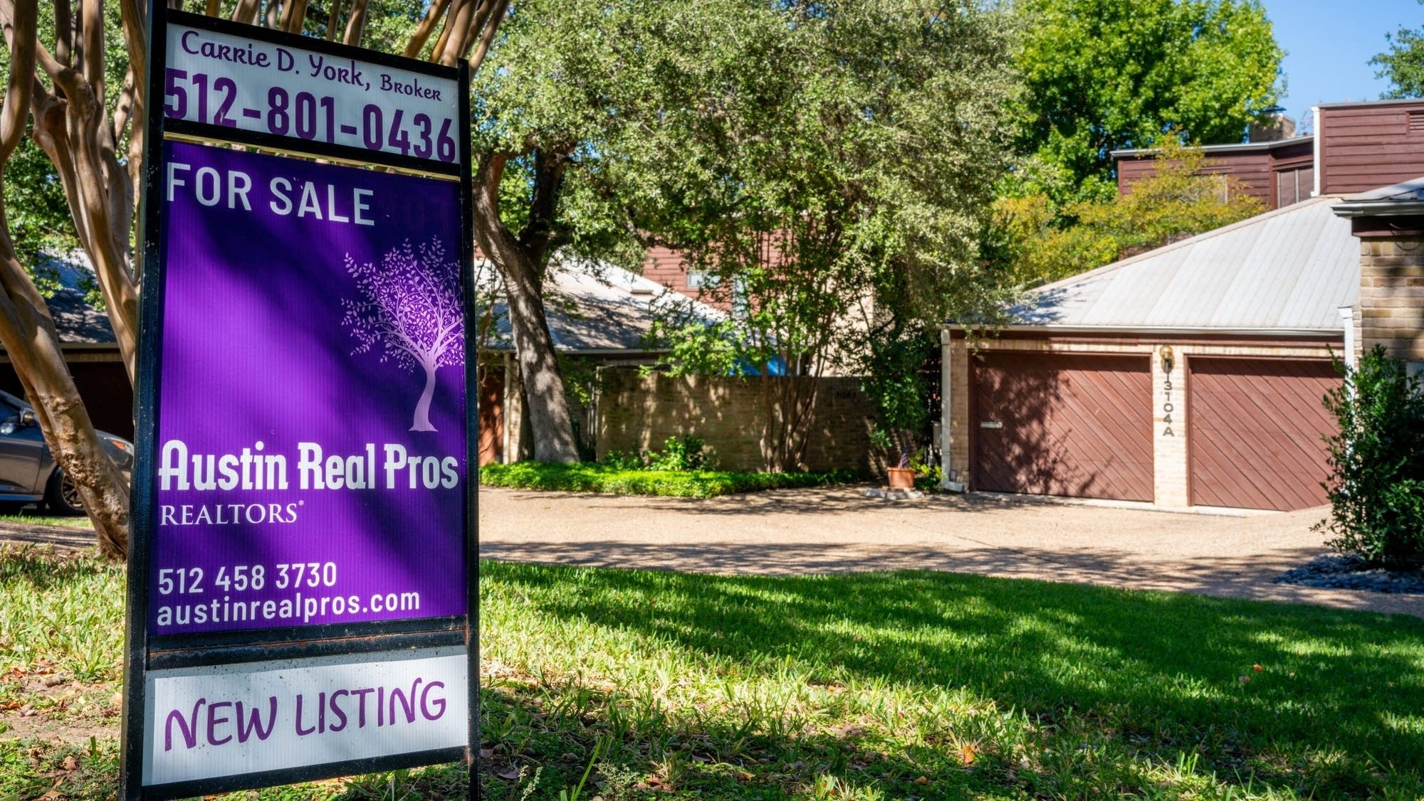 Existing home sales fall in October