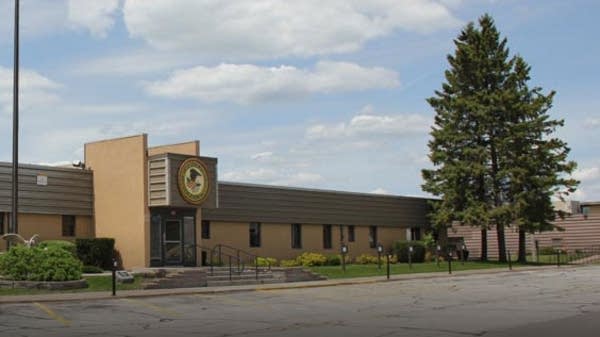 Duluth Federal Prison Camp to remain open | MPR News