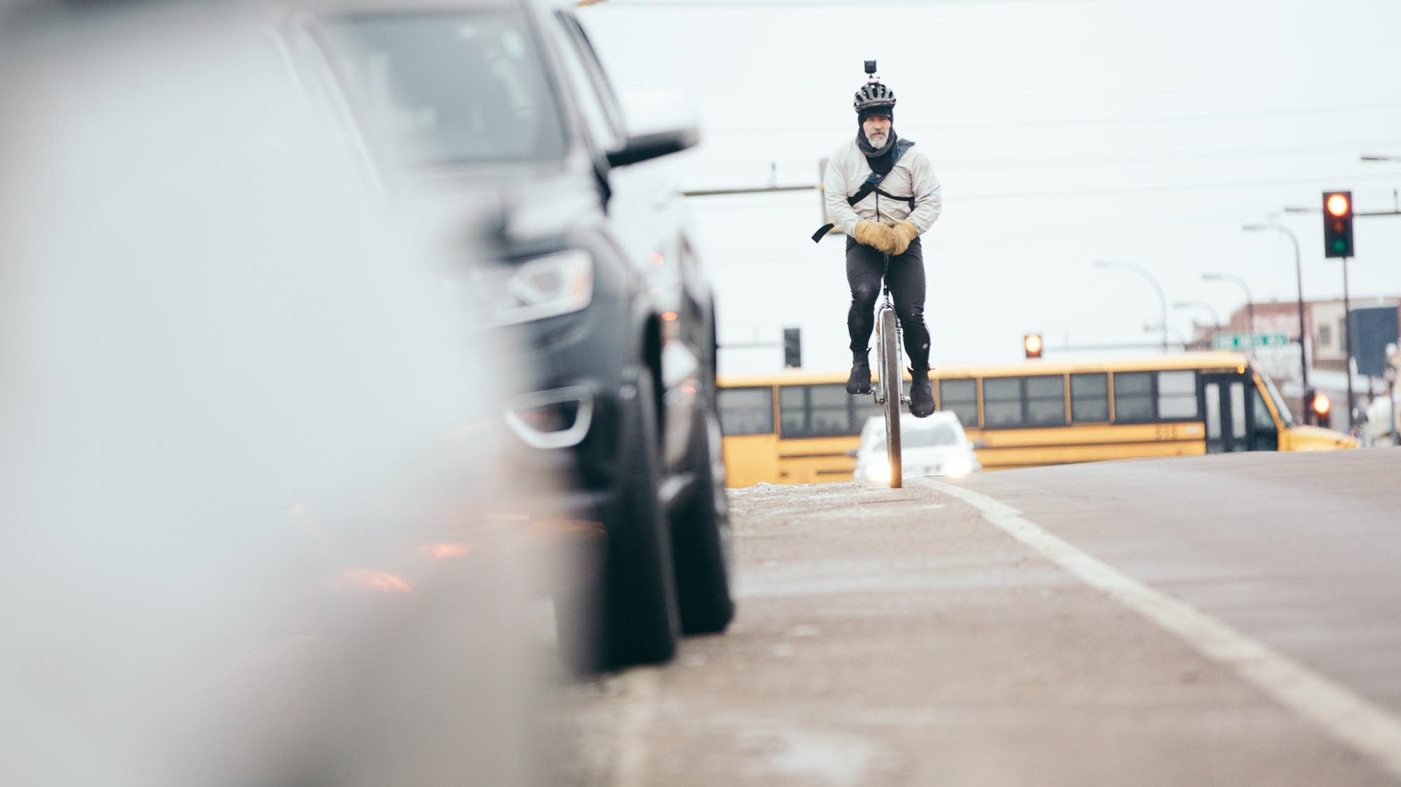 One wheely unusual winter commute: Man unicycles through Minneapolis ...