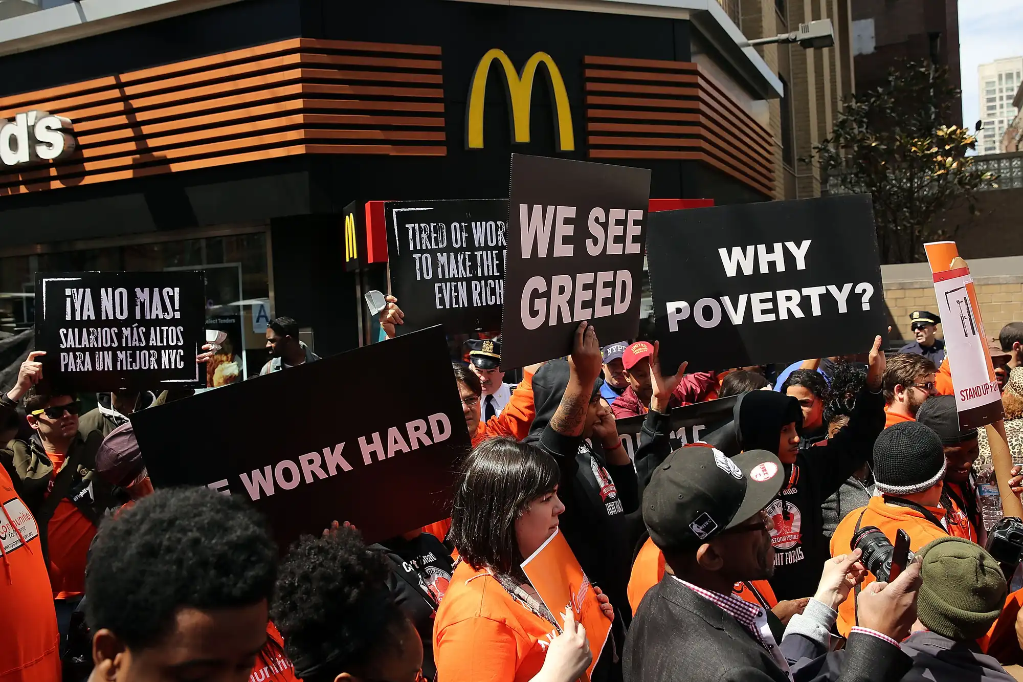 Study examines poverty, homelessness among fast-food workers