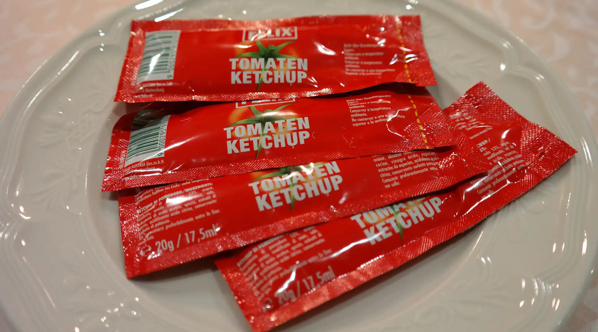 Why are ketchup packets so… unsatisfying?