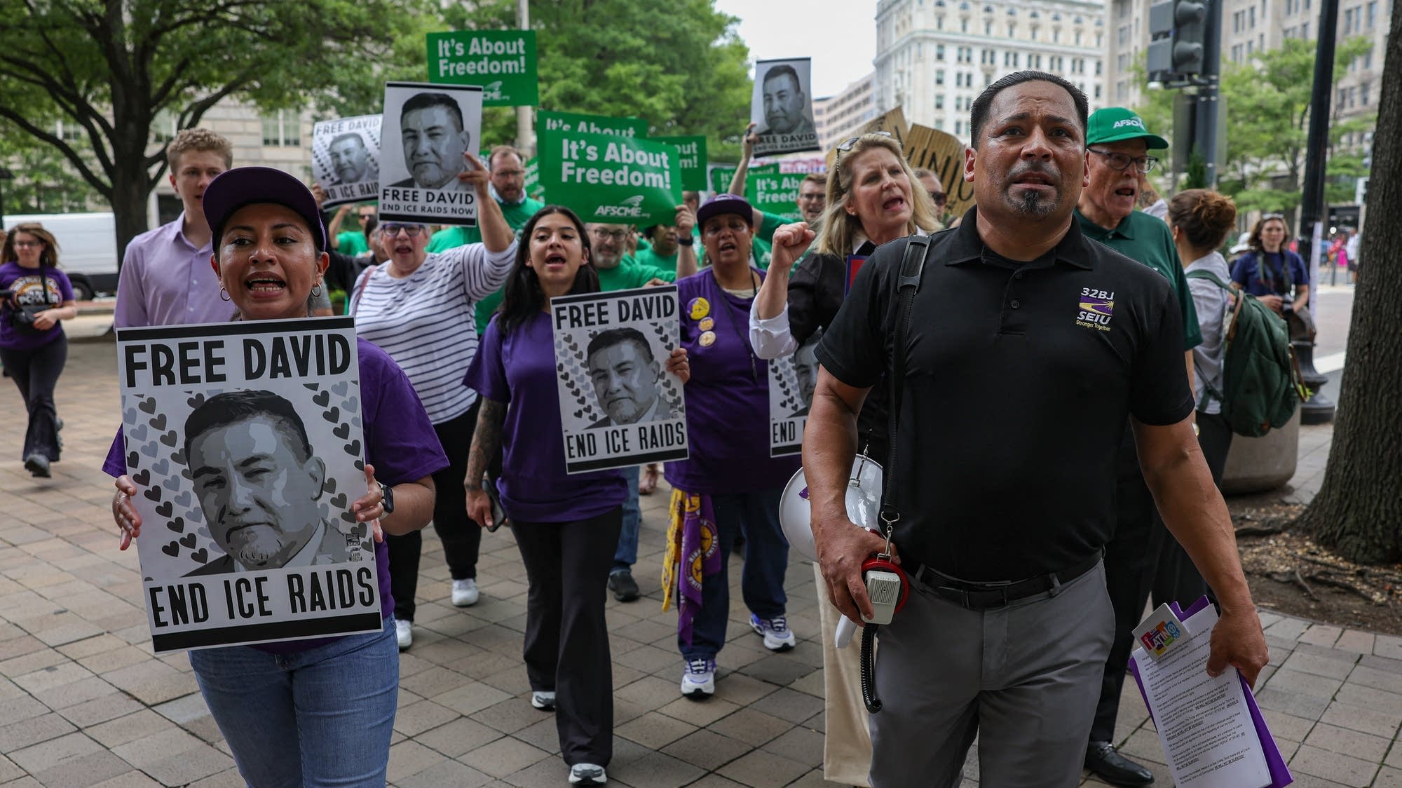 How union and immigrant solidarity evolved over the years