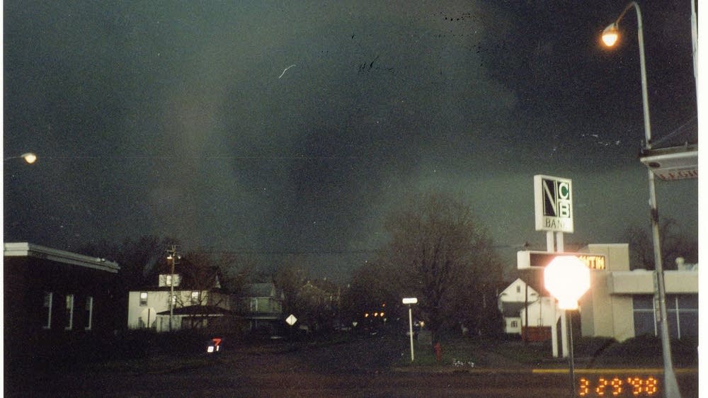25 years after Minnesota tornado outbreak, severe weather forecasting ...