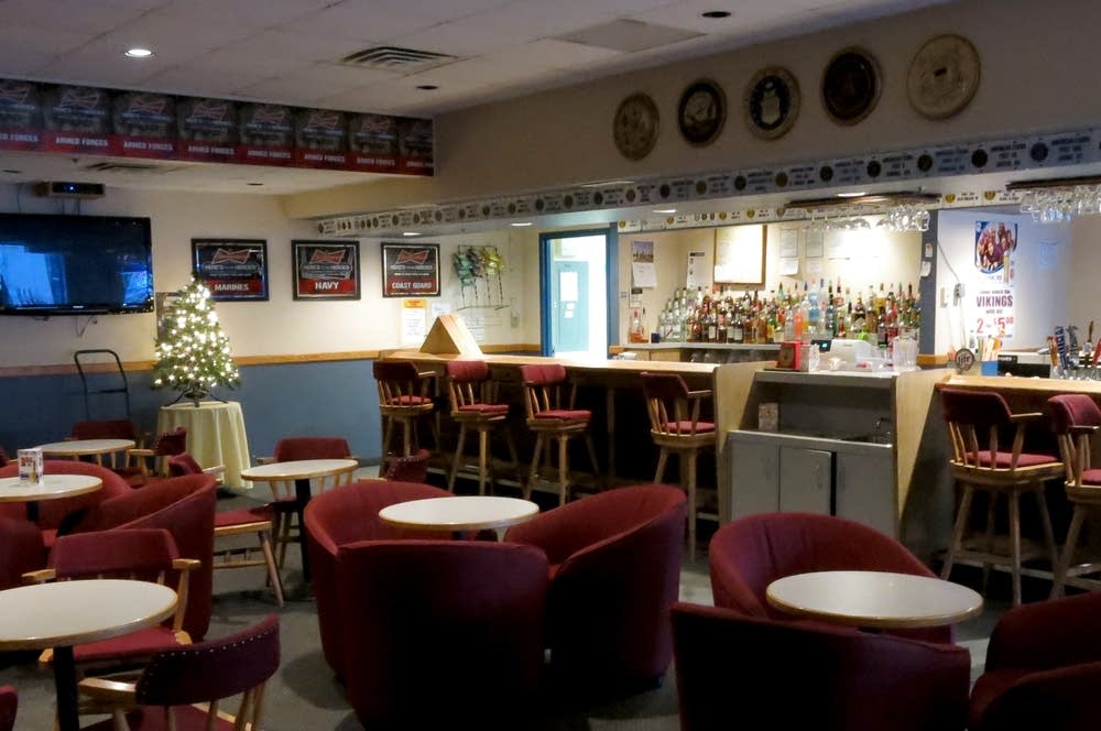 American Legion bars close as membership dwindles | MPR News