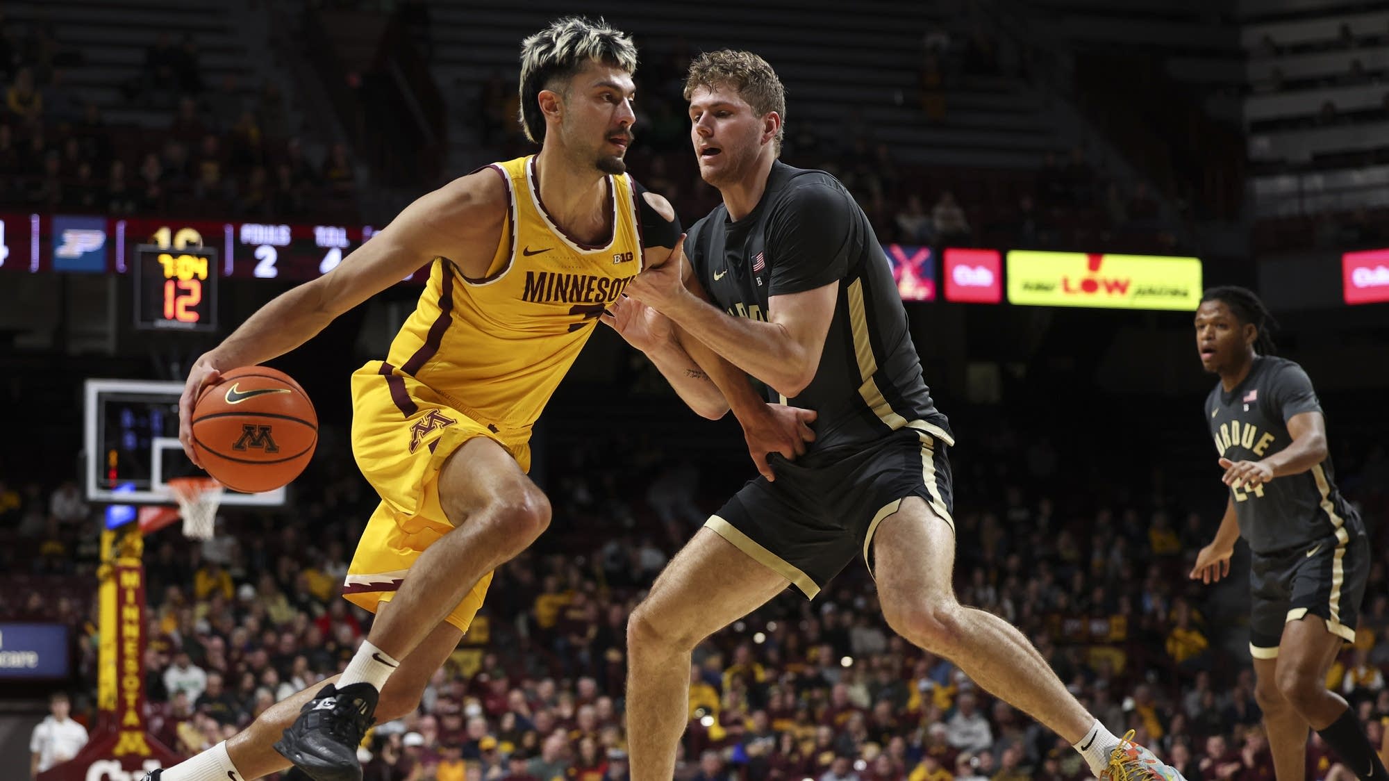 No. 20 Purdue cruises past Minnesota 81-61 with sharp 2nd half shooting ...