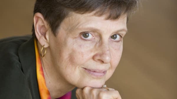 Regional Spotlight: DWS sing Carol Barnett