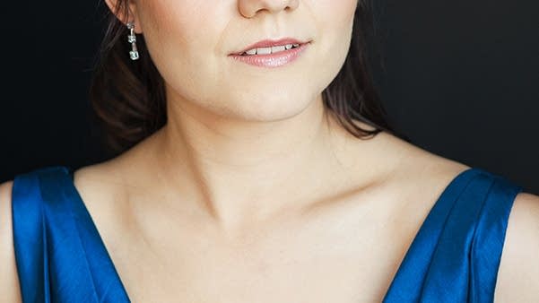 Soprano Elizabeth Zharoff