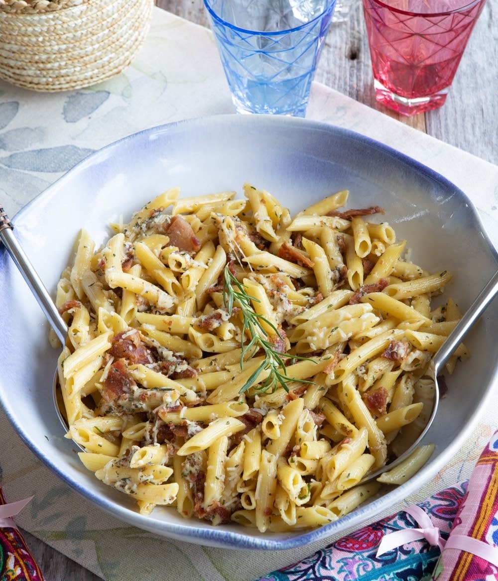 Pasta Al Sugo Di Rosmarino E Pancetta (Pasta with Rosemary and Pancetta ...