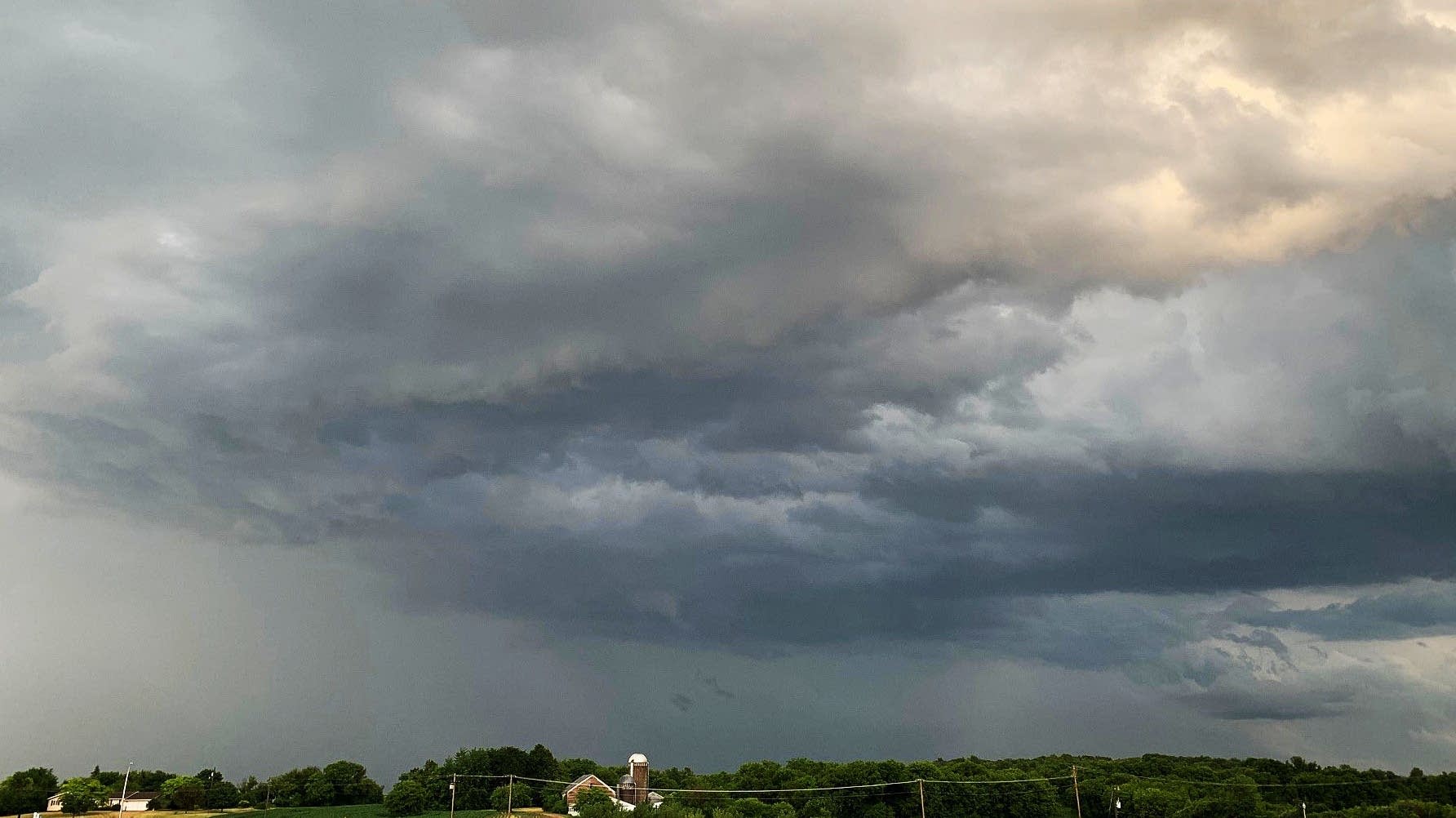 From severe weather to smoke, Wednesday brings weather problems | MPR News