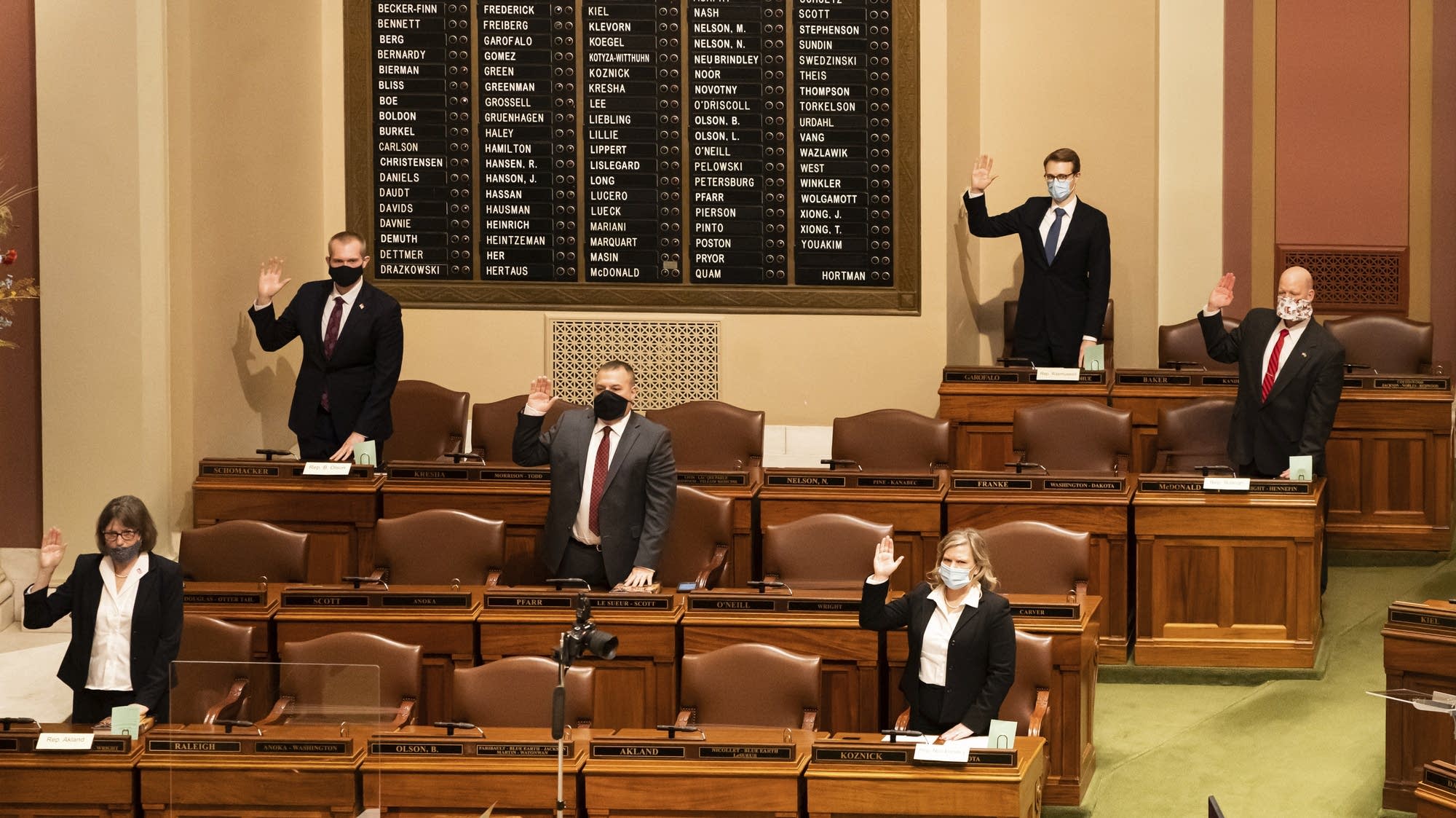 Minnesota House Democrats unveil legislative priorities | MPR News