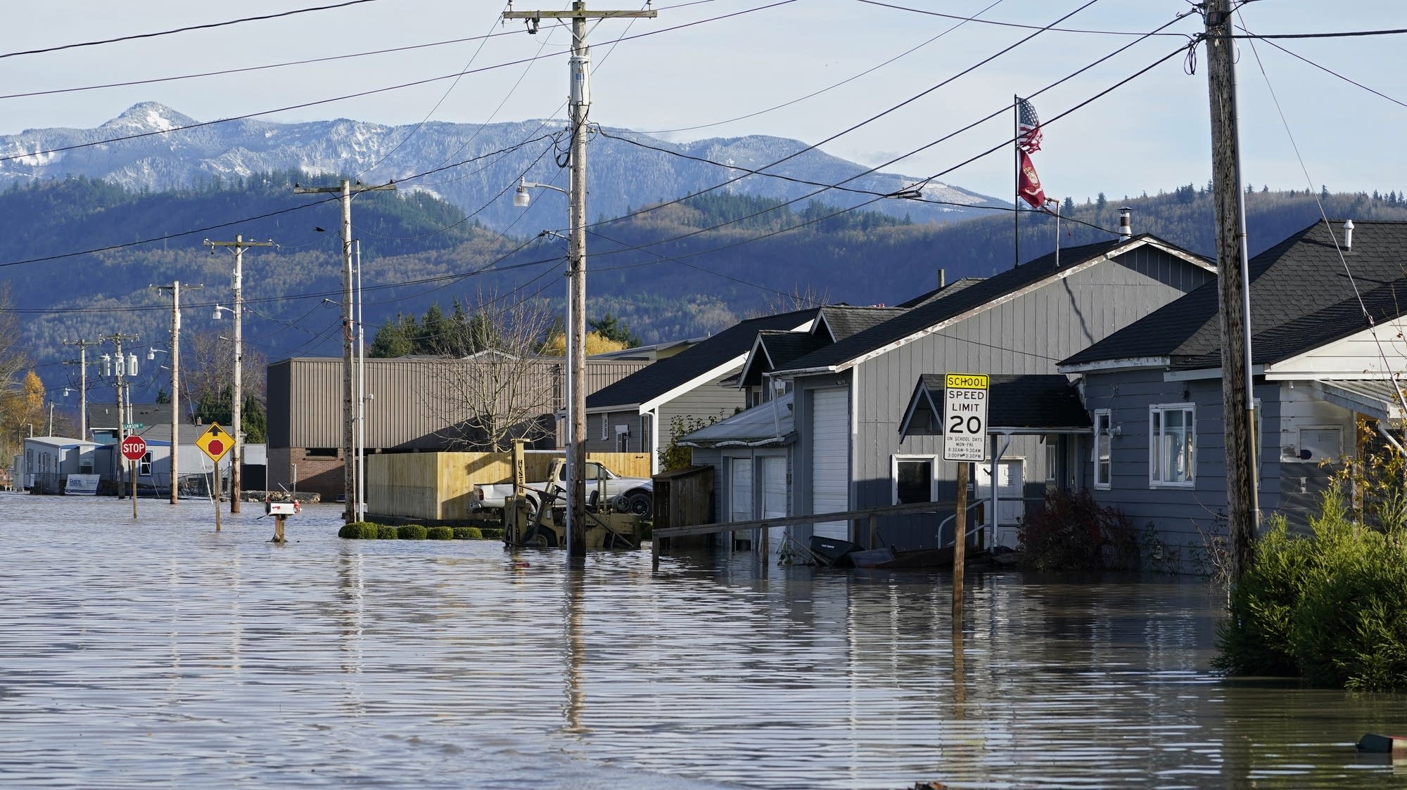 Another round of flood watches issued in Pacific Northwest | MPR News