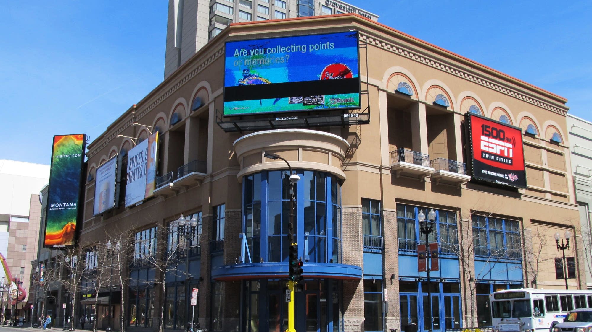 Wolves and Lynx eye Block E for expansion | MPR News