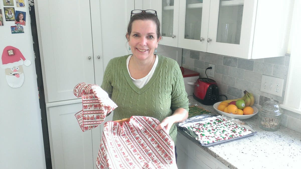 In suburban isolation, ‘cookie lady’ built community at the school bus ...