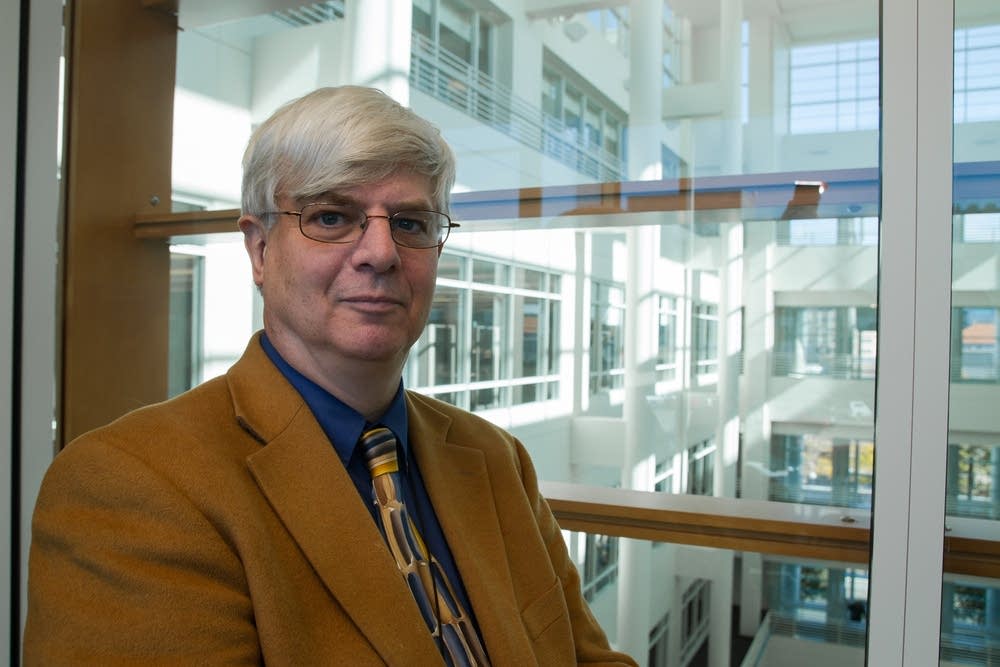 New Minnesota Ebola fear: Labs may balk at testing blood | Minnesota ...