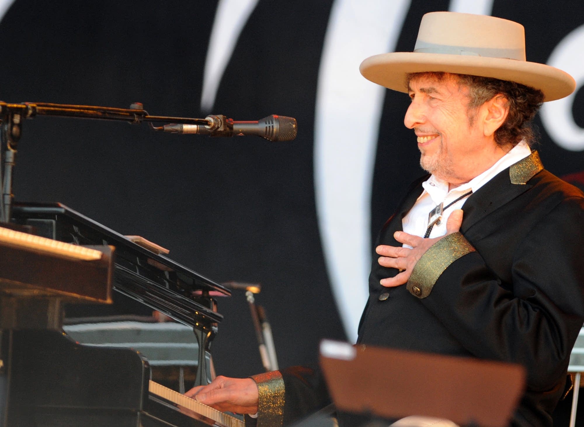 Coffee Break: Dylan through the ages
