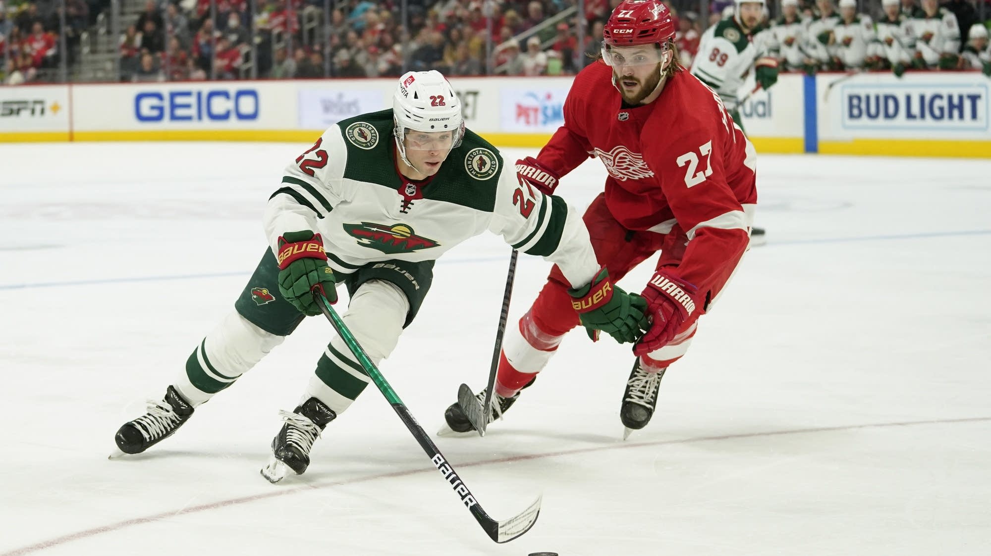 Wild beat Red Wings in a shootout, 6-5 | MPR News