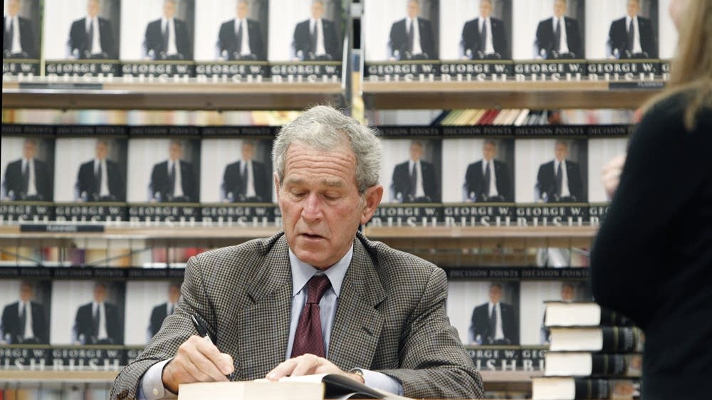 George W. who? Obama's predecessor rarely mentioned in race | MPR News