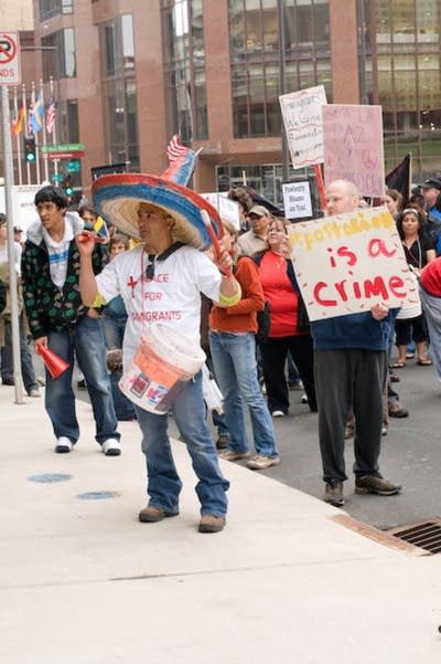 Hundreds rally for immigration rights | MPR News