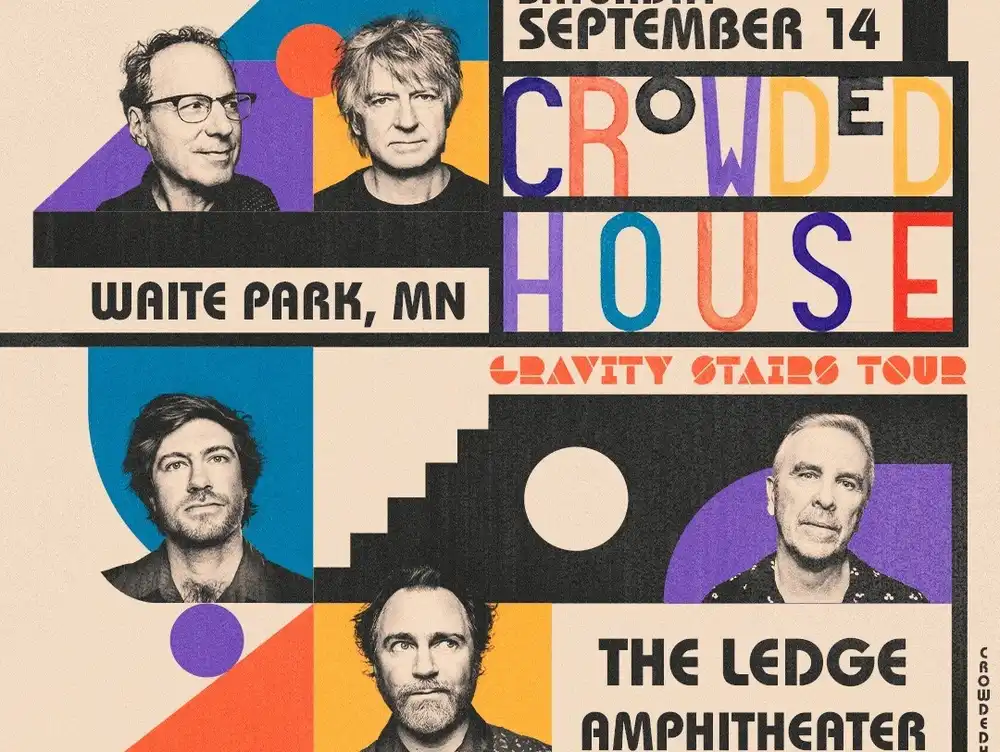 Crowded house tour | Arsecultur.com