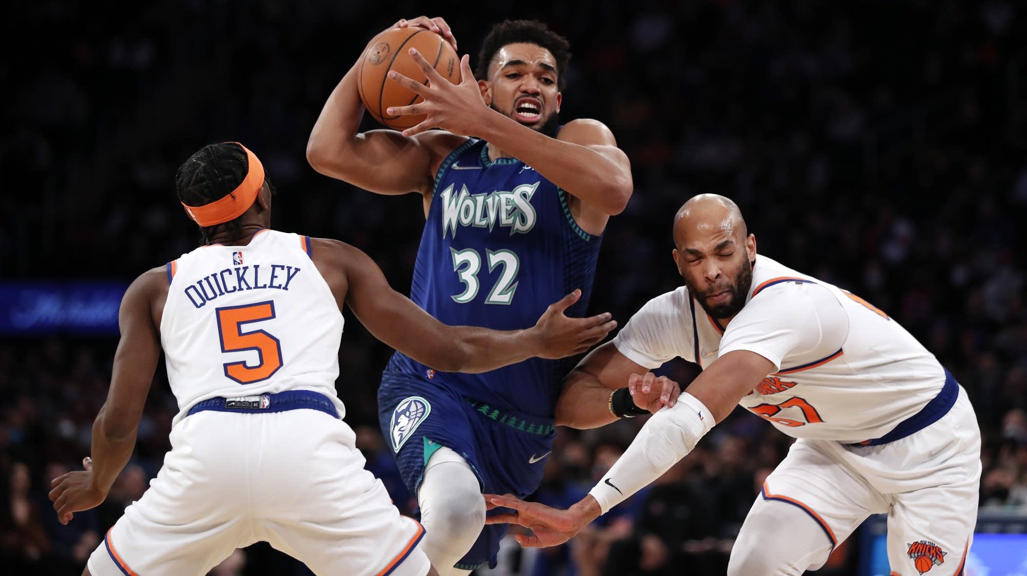 Towns' three-point play helps Wolves edge Knicks 112-110 | MPR News
