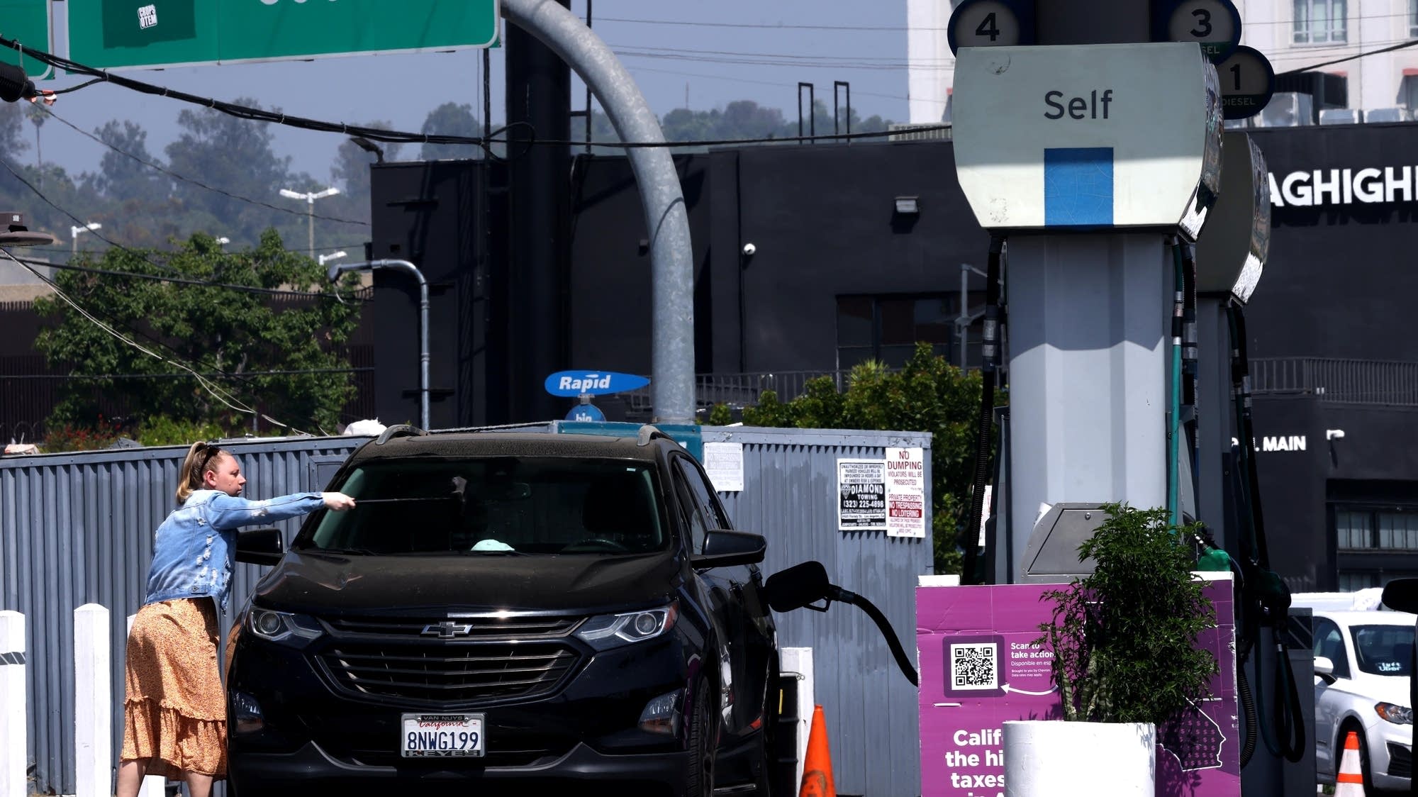 Oil passed $100 a barrel, with prices expected to keep rising