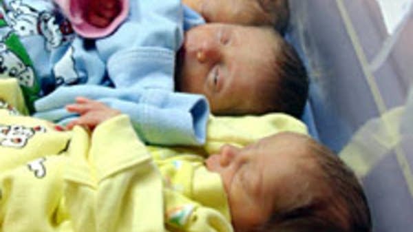 Minn. sextuplets spotlight tough decisions for hopeful parents | MPR News