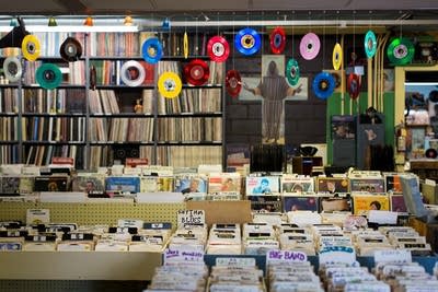 No sad songs: Hymie's record store thrives on vinyl in a digital age ...