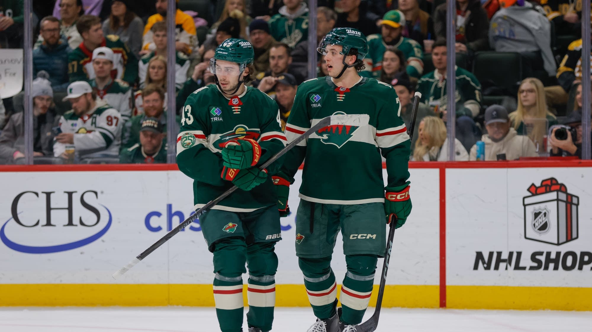 Wild beat Bruins 6-2 for 4th straight win | MPR News