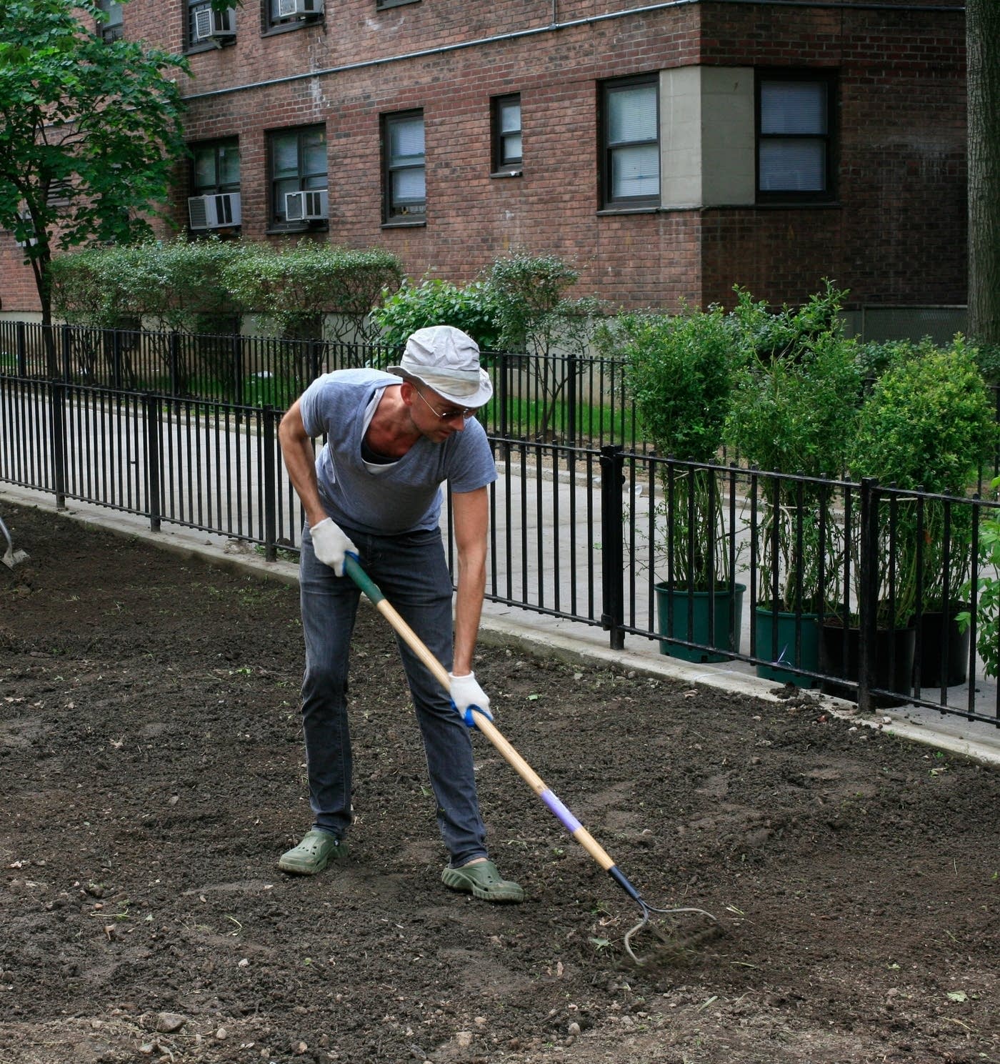 Reclaiming the front yard with edible estates | The Splendid Table